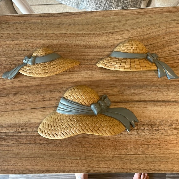 Burwood | Accents | Vintage Mcmlxxxvii Burwood Highend Resinware Wicker ...